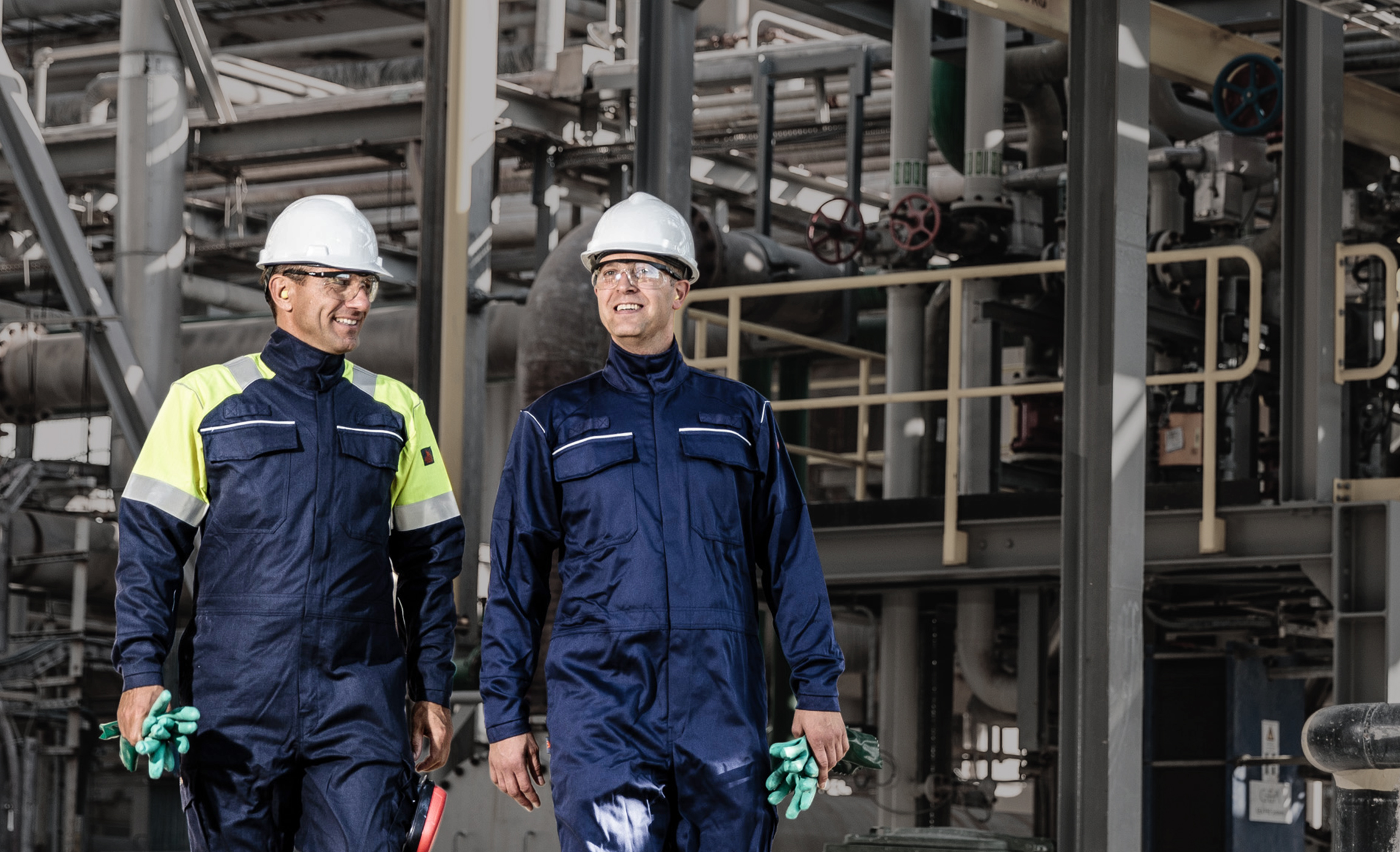 Tecasafe® Plus | Make any condition your comfort zone | Inherent FR fabrics